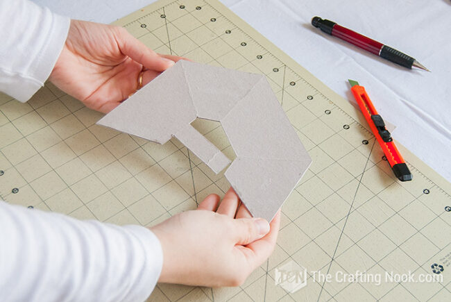 DIY Flash Diffuser for DSLR Built-in Pop-up Flashes - The Crafting Nook