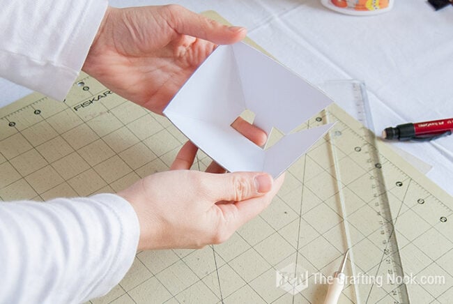 DIY Flash Diffuser for DSLR Built-in Pop-up Flashes - The Crafting Nook