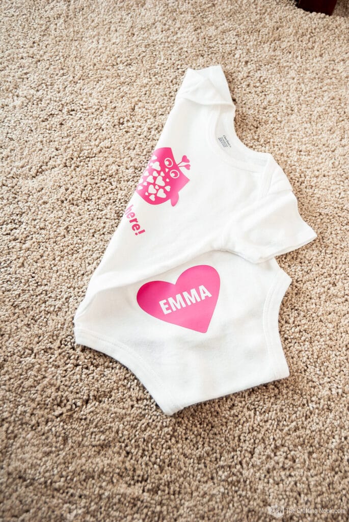 DIY Custom Baby Onesie with Heat Transfer Vinyl - The Crafting Nook