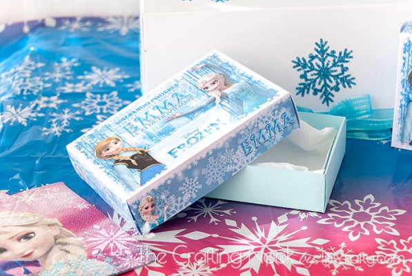 Frozen Themed Cake Box and Individual Cake Boxes - The Crafting Nook