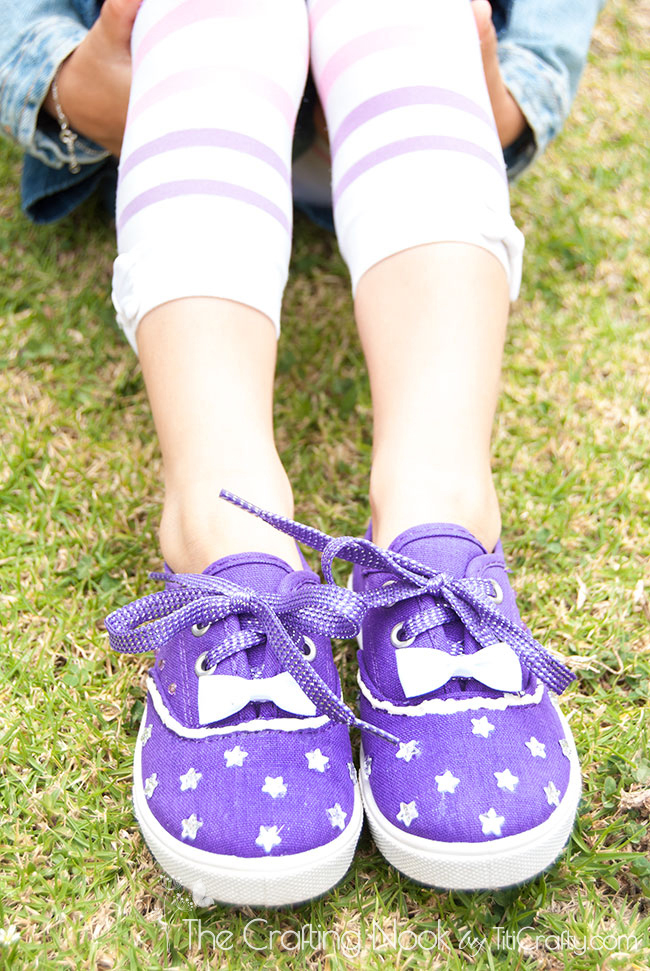 DIY Embellished Star Rhinestone Shoes - The Crafting Nook