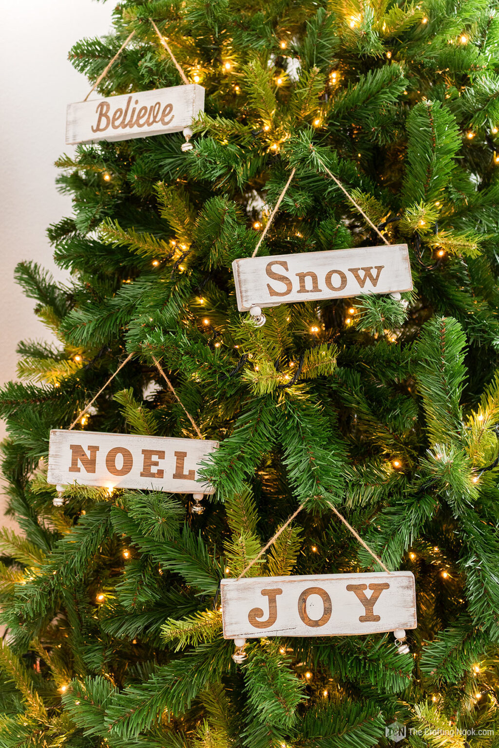 DIY Mini Christmas Wood Sign Ornaments - The Crafting Nook