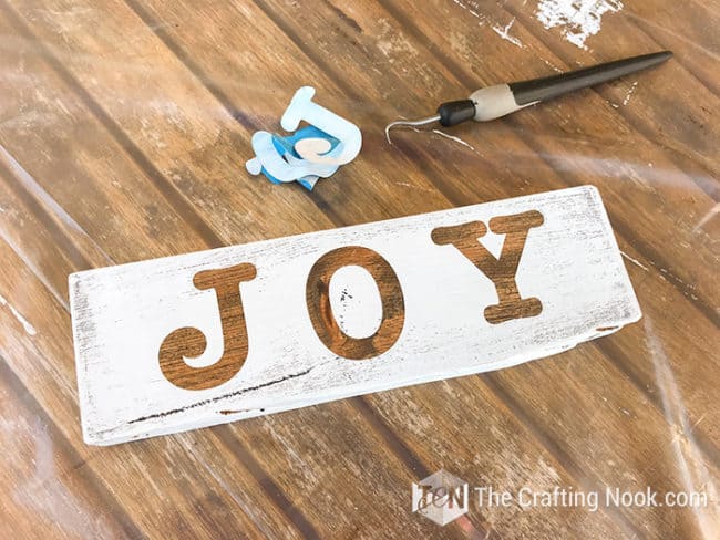 DIY Mini Christmas Wood Sign Ornaments - The Crafting Nook