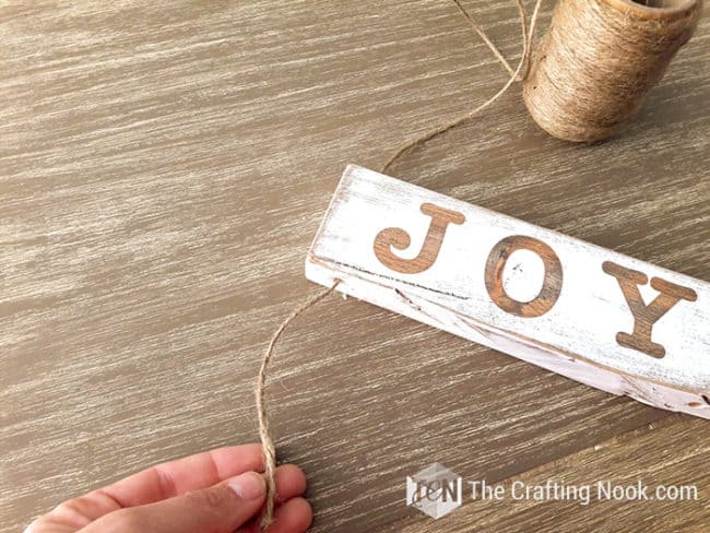 DIY Mini Christmas Wood Sign Ornaments - The Crafting Nook