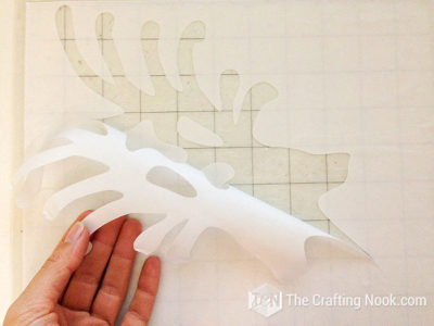 Freezer Paper DIY Reindeer Pillows for Christmas (+ Free Cut Files ...