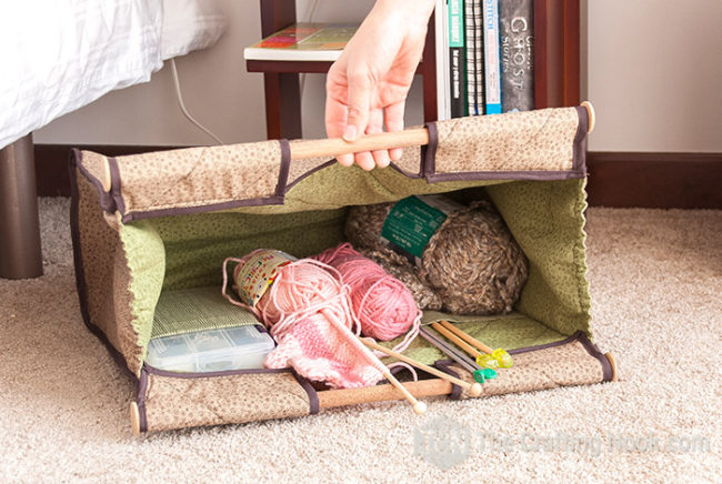 DIY Craft and Knitting Bag ORGANIZER + Free Pattern - The Crafting Nook