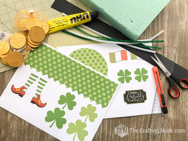 Lucky Hat St. Patrick’s Day Favor Box (free Printables) - The Crafting Nook
