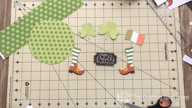 Lucky Hat St. Patrick’s Day Favor Box (free Printables) - The Crafting Nook